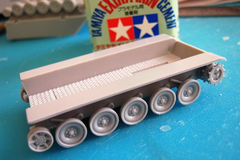 miniafv: Esci 1/72 M901 Hammer Head **first page** (by Erhan Atalay)